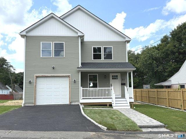 17 Dracut Ave, Waterbury, CT 06704