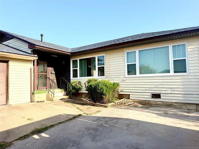 17 E Norma Ave, Sulphur, OK 73086