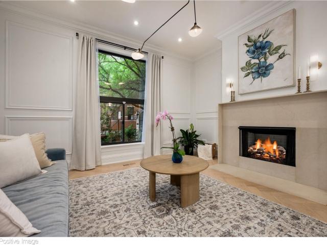 17 E Division Street # 1E