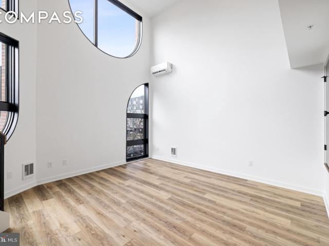 17 E Girard Ave 1, Philadelphia, PA