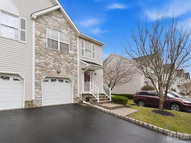 17 Edith Dr, Franklin, NJ 08873