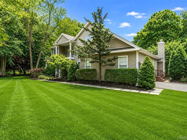 17 Esplanade Drive