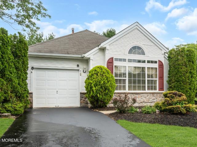 17 Falstaff Drive