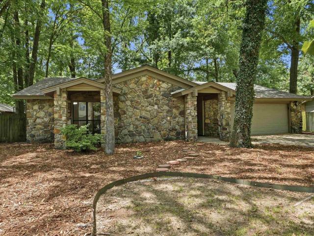 17 Fernwood Drive