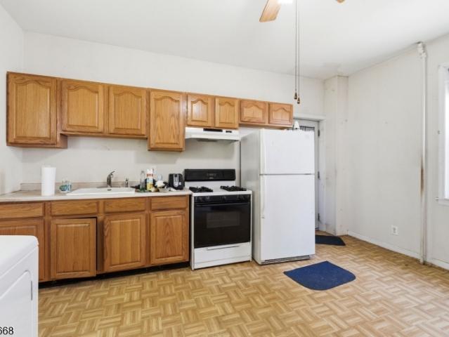 17 Fisher Ave