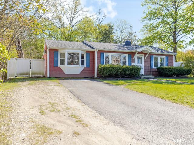 17 Fleetwood Ave, Bethel, CT 06801 | MLS #24172 | Compass