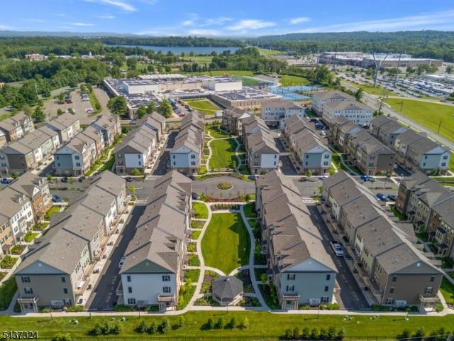 17 Gala Ct
