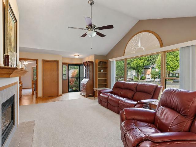 17 Garden Crescent Court # 17