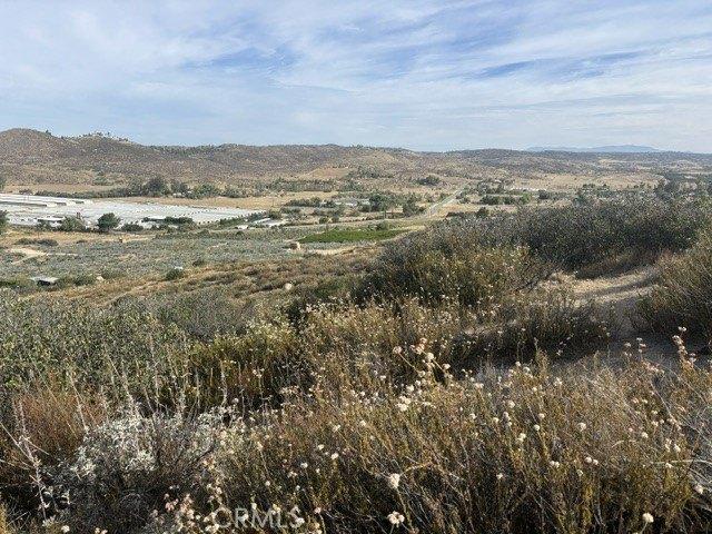 17 Ginter Rd, Hemet, CA 92544
