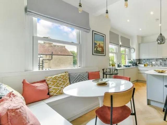17 Glengarry Road, London, SE22 8QY, United Kingdom | 3 bed apartment for rent #167867056 | Rentberry