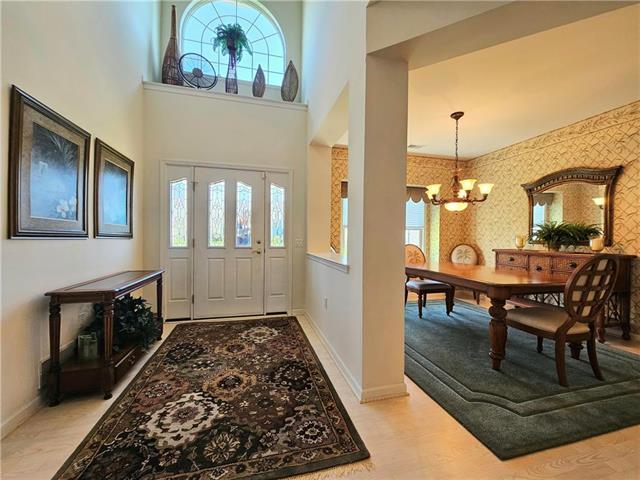 17 Glenmoor Circle