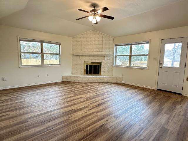 17 Glenview Ct, Lufkin, TX 75901 | MLS #15684 | Compass