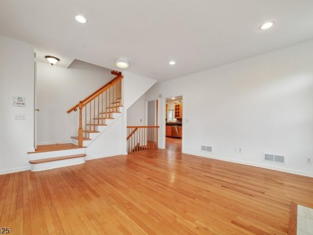 17 Grove St