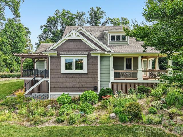 17 Hamilton Woods Lane