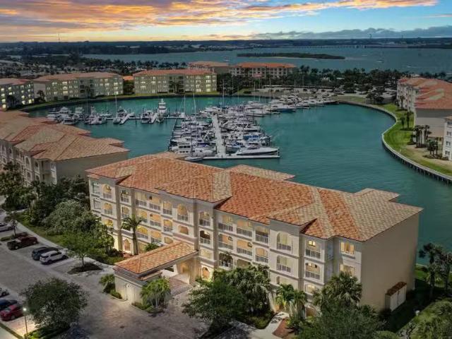 17 Harbour Isle Dr W #Ph03, Fort Pierce, FL 34949 MLS RX 109.