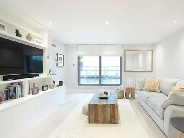 17 Hardwicks Square, London, SW18 4AW, United Kingdom | 1 bed apartment for rent #167669652 | Rentberry