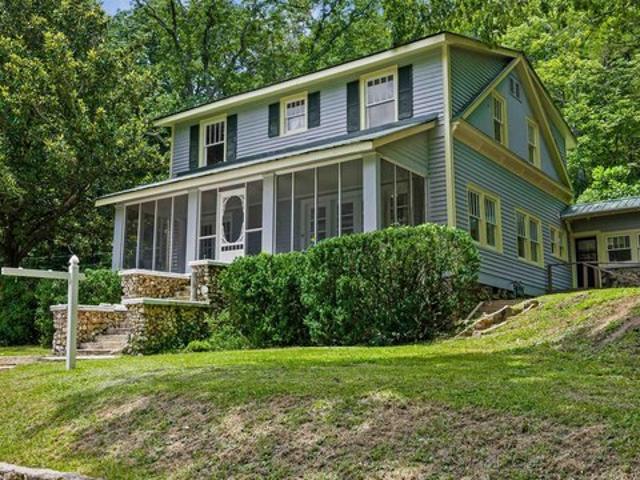 17 High Ave, Fort Payne, AL 35989