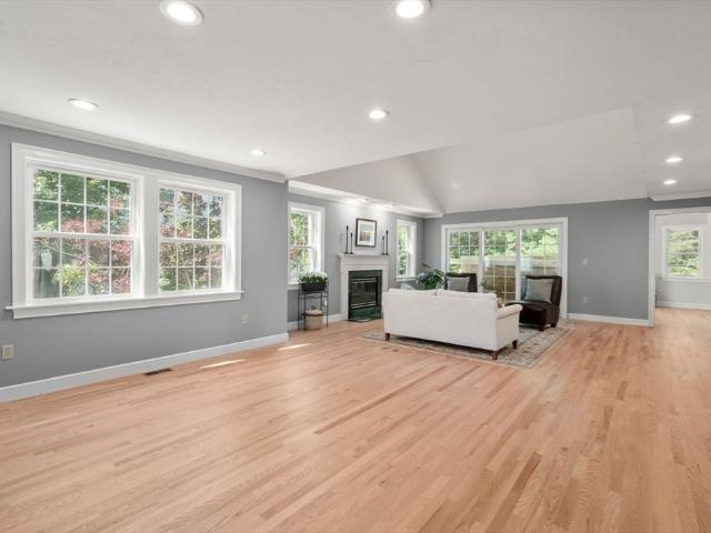 17 Highcroft Way, Unit 17, Hopkinton, MA 01748 | MLS #73530