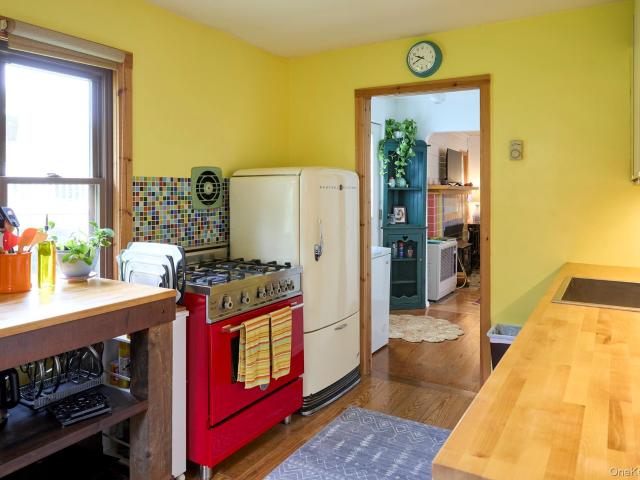 17 Highland Avenue