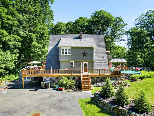 17 Hilltop Ave, Newburgh, NY 12550 | MLS #982856