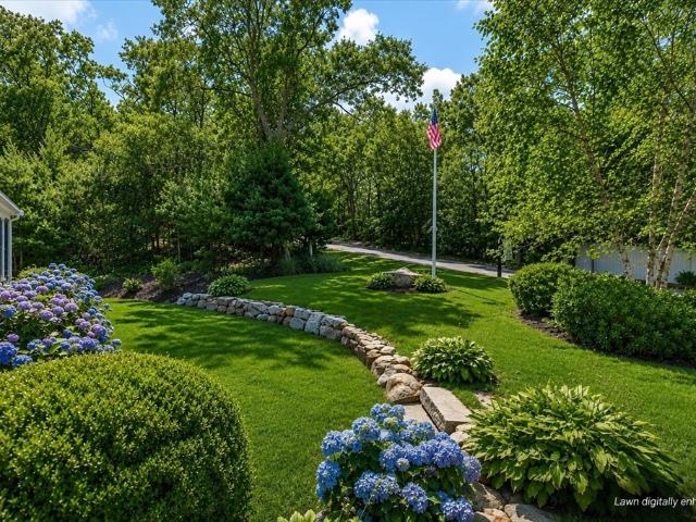 17 Hilltop Dr