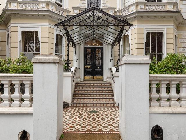 17 Holland Park, London W11, 2 bed flat to rent, £5,000 pcm | PrimeLocation