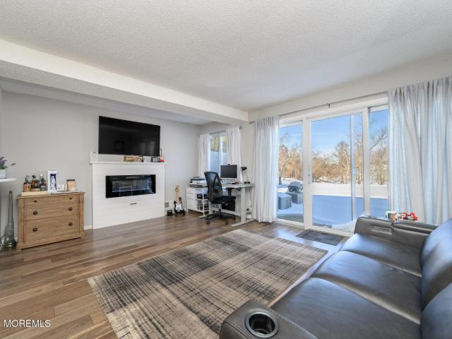 17 Inwood Terrace