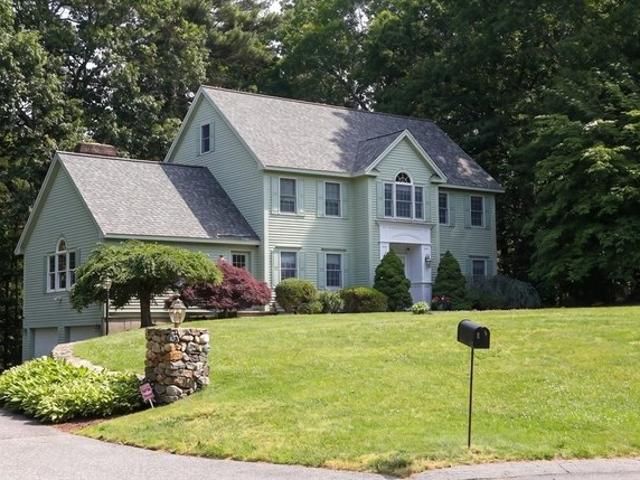 17 James Ave, Middleton, MA 01949