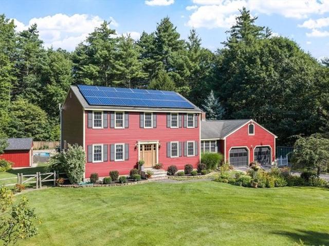 17 June St, Pepperell, MA 01463