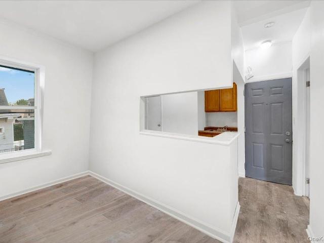 17 Lamartine Avenue 2