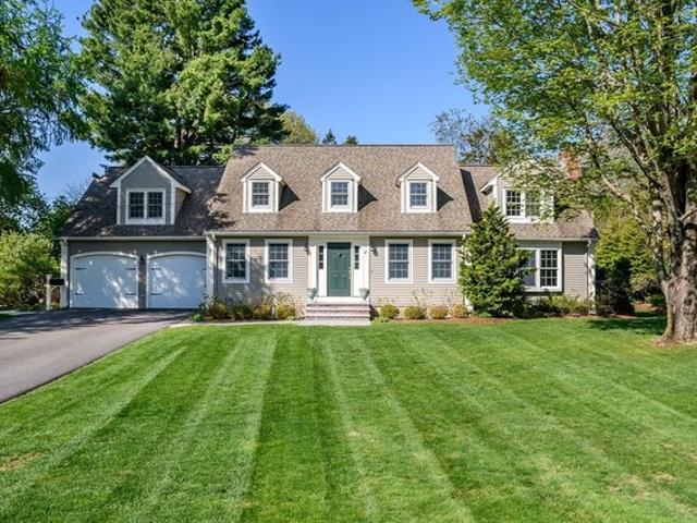 17 Lancaster Dr, Westwood, MA 02090