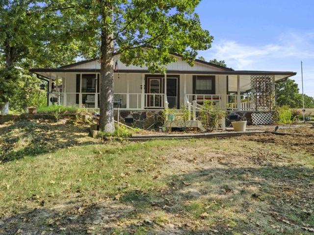 17 Lakeshore Dr, Conway, AR 72032