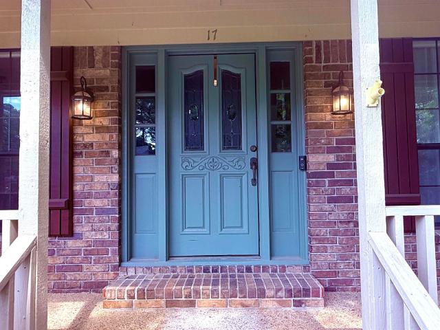 17 Laver Circle