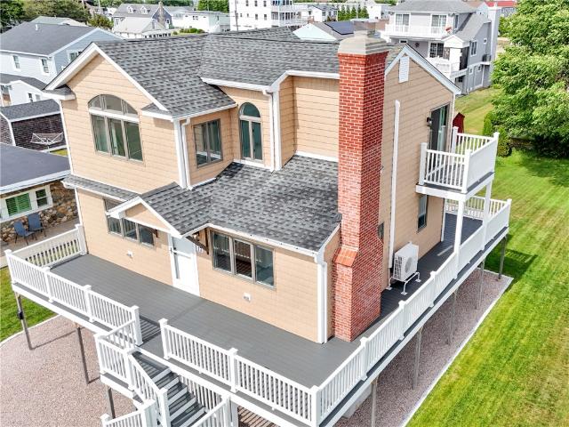 17 Lawton Avenue