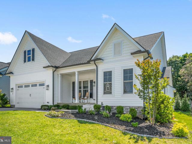 17 Lightning Maple Ln, Fredericksburg, VA 22405 | MLS #VAST2048 | Compass