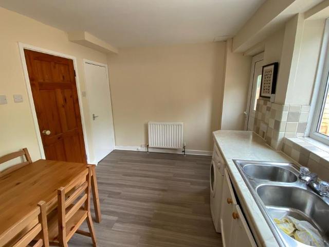 17 Lismore Road, S8