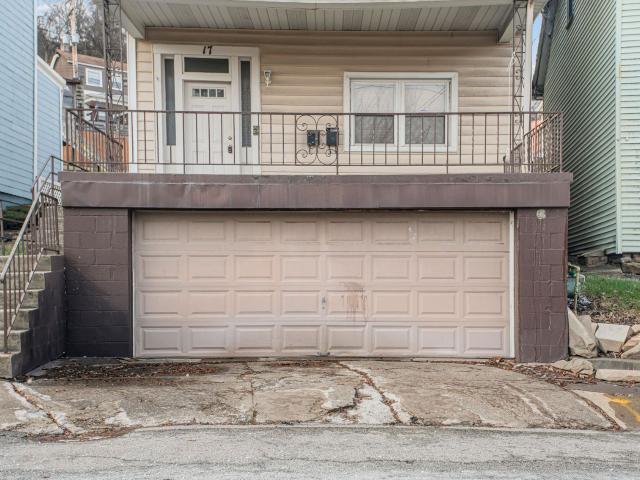 17 Locust Street, Etna, US, PA