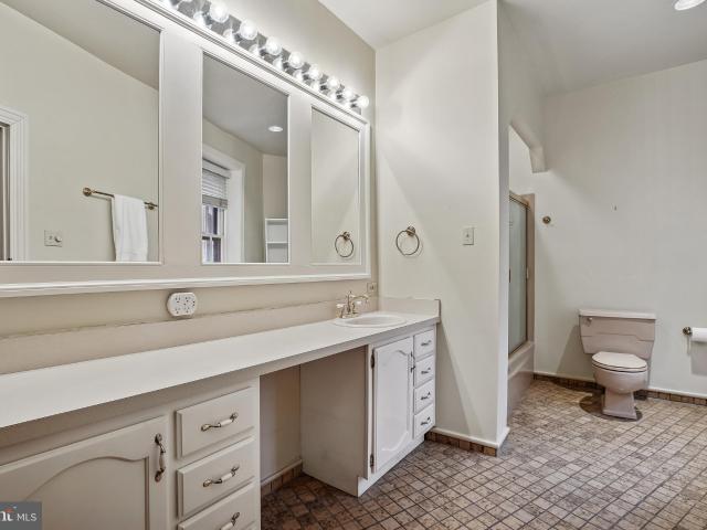 17 Logan Cir NW, Washington, DC 20005 | MLS #DCDC2255