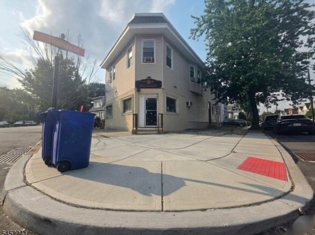 17 Maolis Ave, Bloomfield, NJ 07003