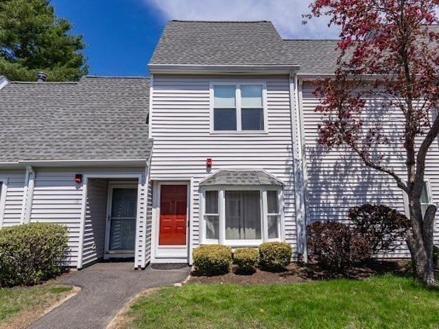 17 Mary Dyer Ln Unit 17, Easton, MA 02356