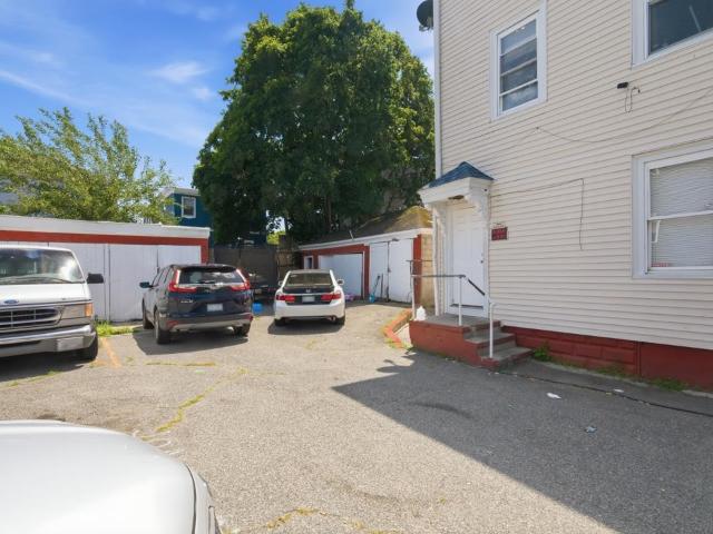 17 Marietta Street