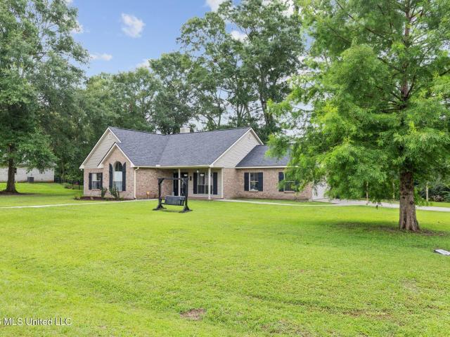 17 Mayhaw Drive