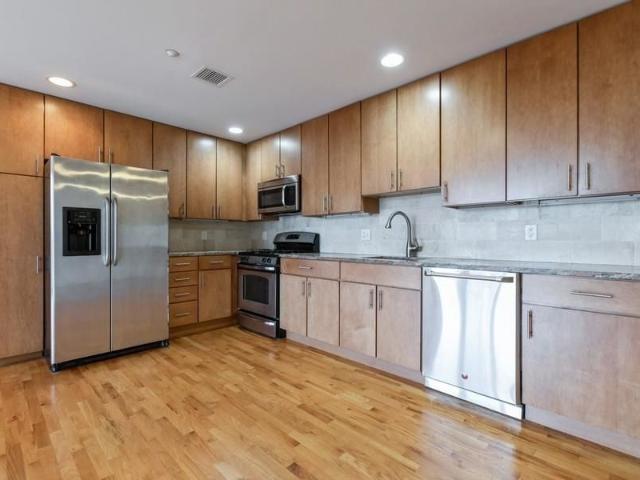 17 Meadow Rd Unit 401, Rutherford, US, NJ