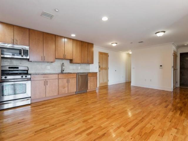 17 Meadow Rd, Unit 407, Rutherford, NJ 07070 | MLS #260001 | Compass