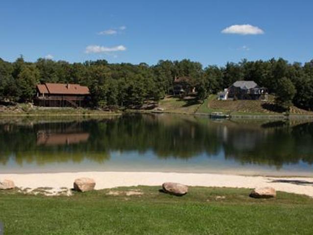 17 Meadow Way