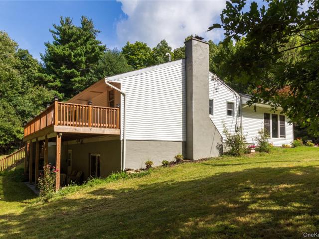 17 Molland Drive