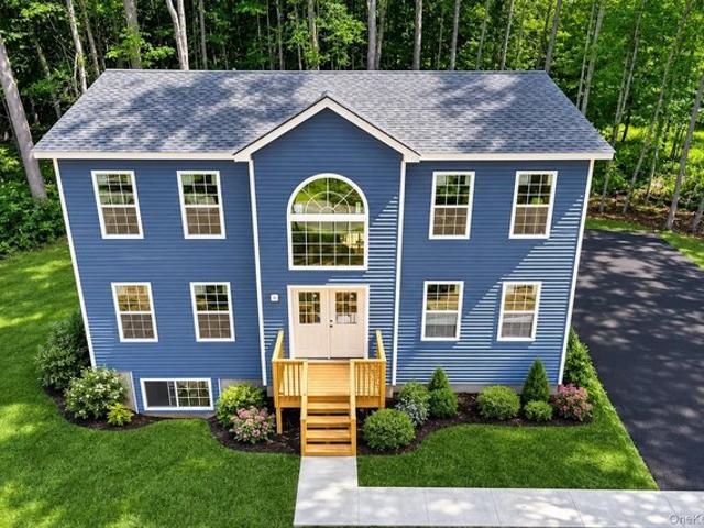 17 Mountain Top Rd, Mountain Dale, NY 12763