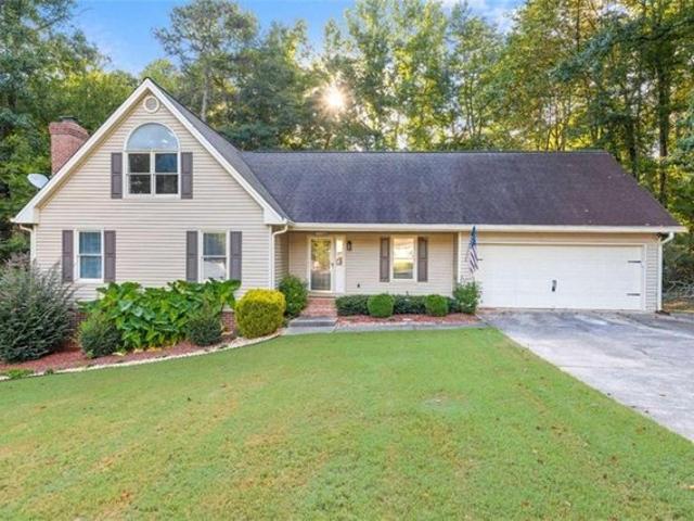 17 Mountain Oaks Dr, Carrollton, GA 30116