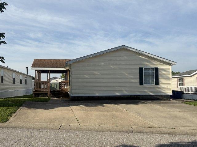 17 Mystic Springs Dr, Greenwood, IN 46143