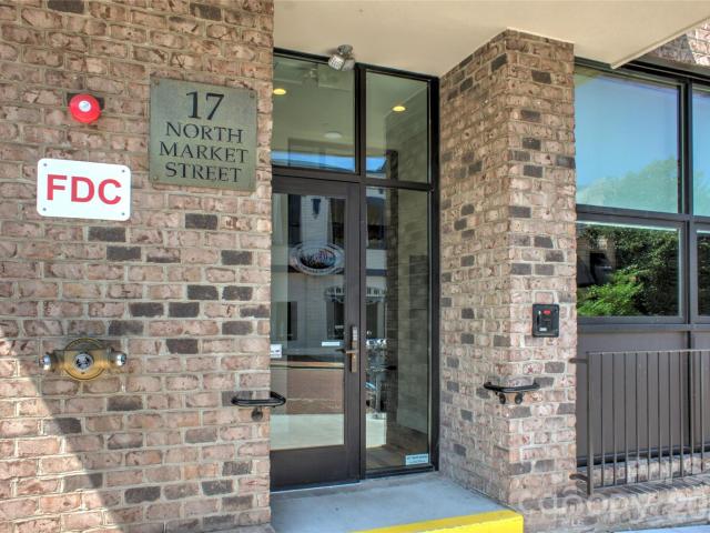 17 N Market Street # 202